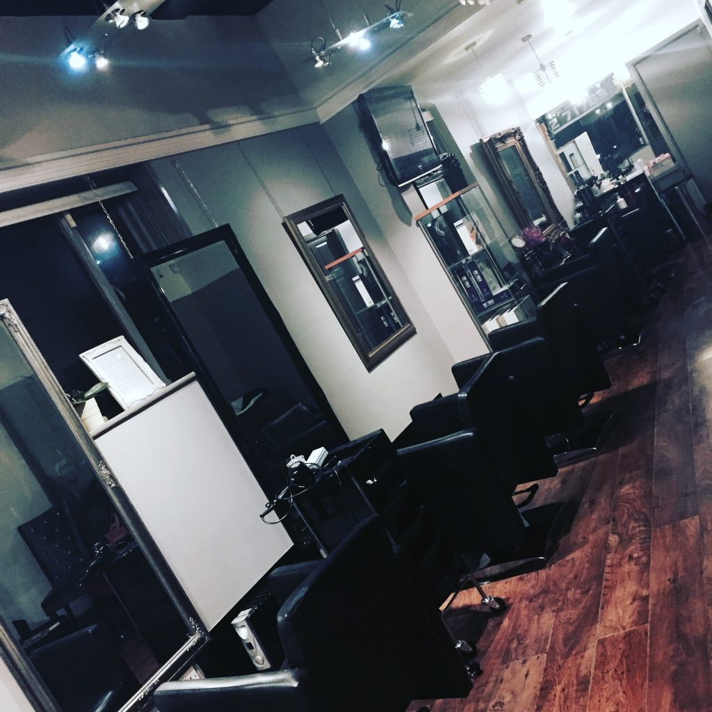 Fresh new decor Preston salon – Roberts-Steel Hairdressing